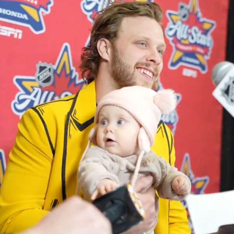 David Pastrnak's daughter completely steals the show in the most ...