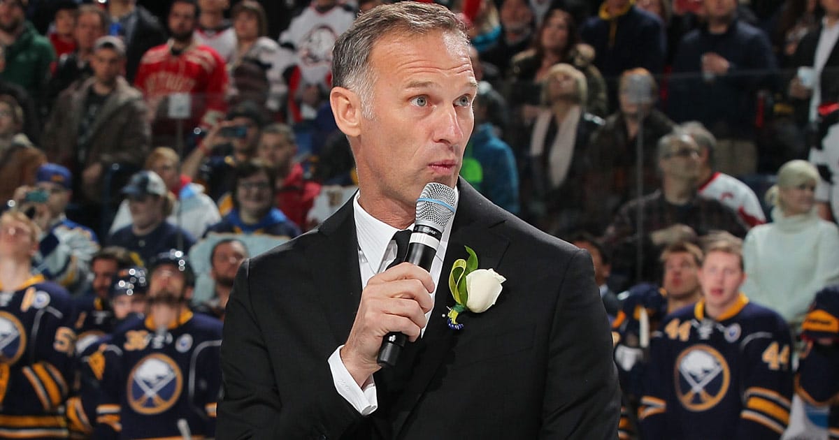 Dominik Hasek calls out the IIHF after decision on Russia