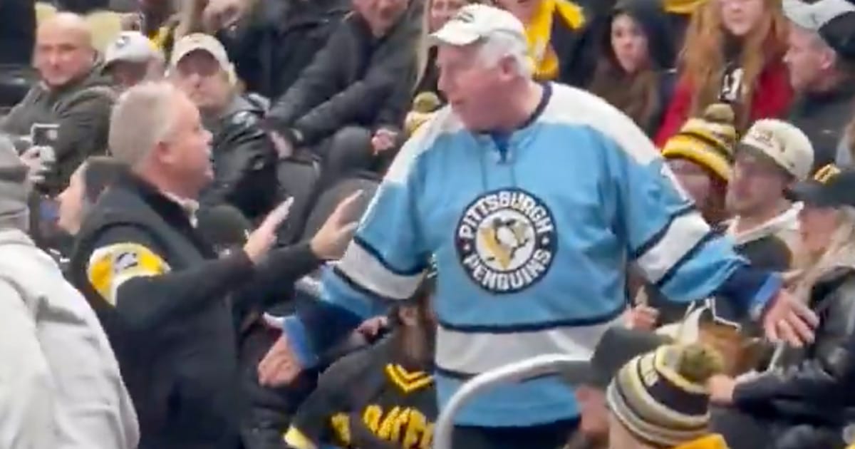 Pittsburgh Penguins fan embarrass himself during home game