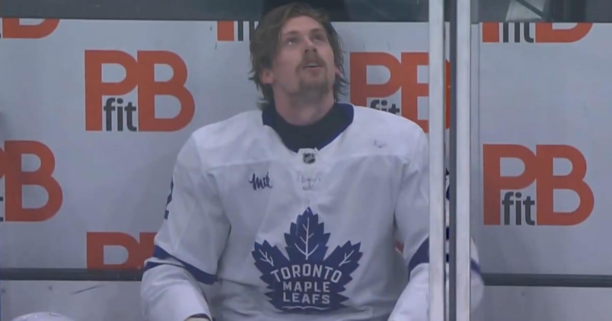 Simon Benoit reset his thumb in the penalty box after big fight