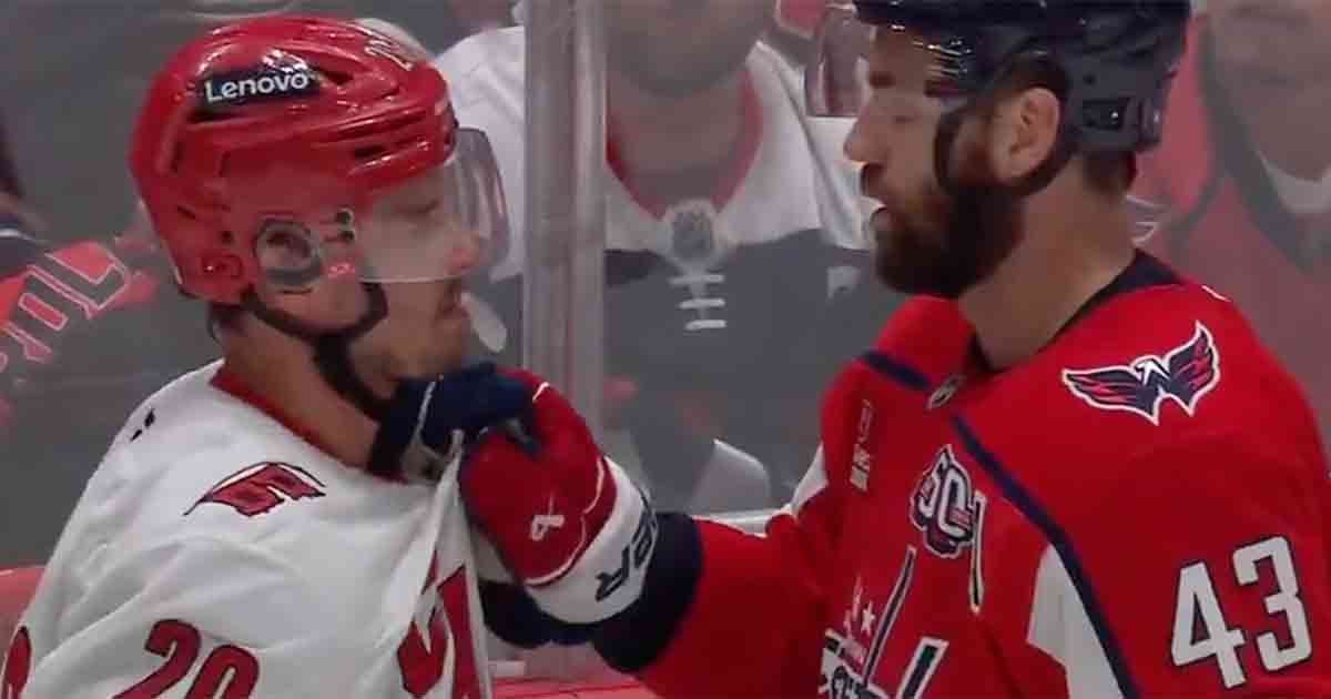 Tom Wilson stole Sebastian Aho's mouthguard
