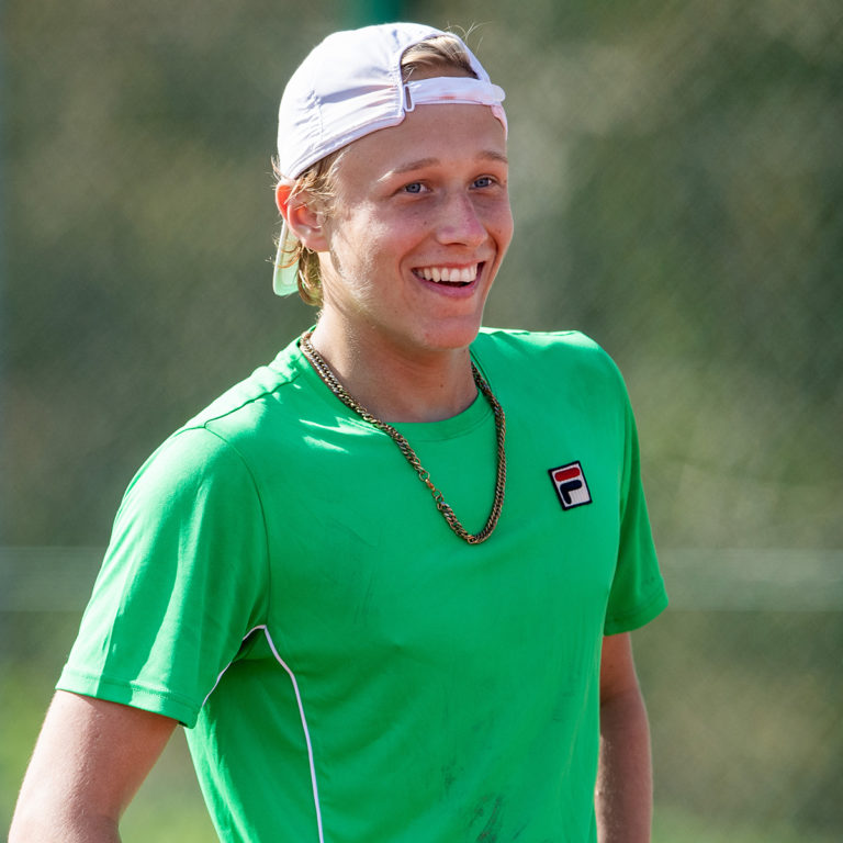 17-årige Leo Borgs kaxiga passning – till pappa Björn Borg efter ...