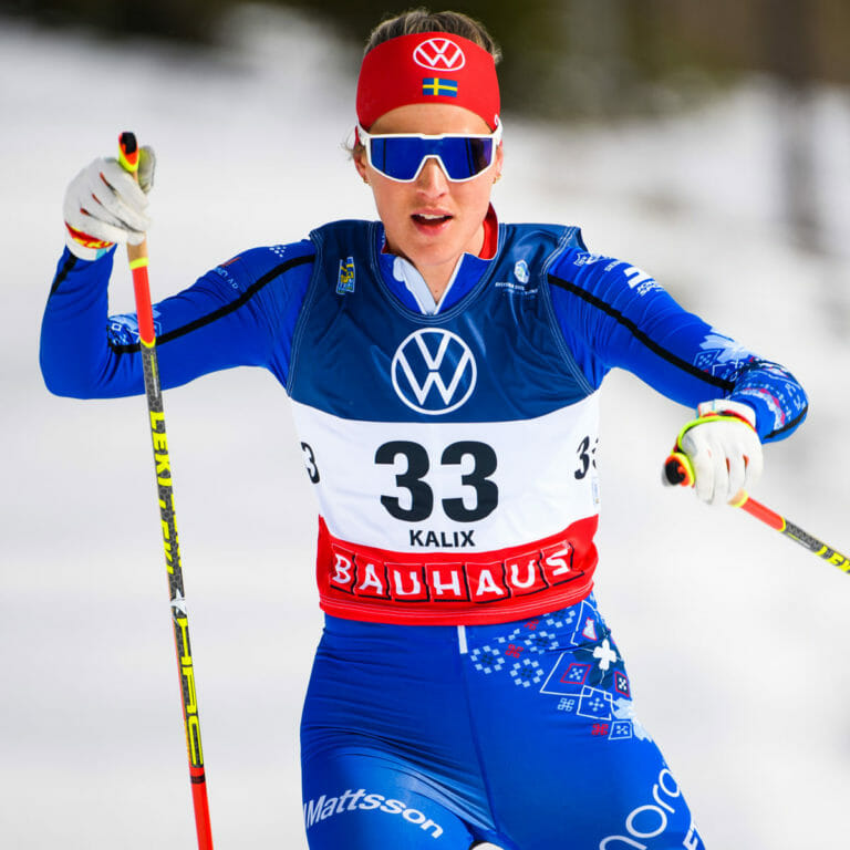 Anna Dyviks stora revansch – vann direkt i skidpremiären efter att ha ...