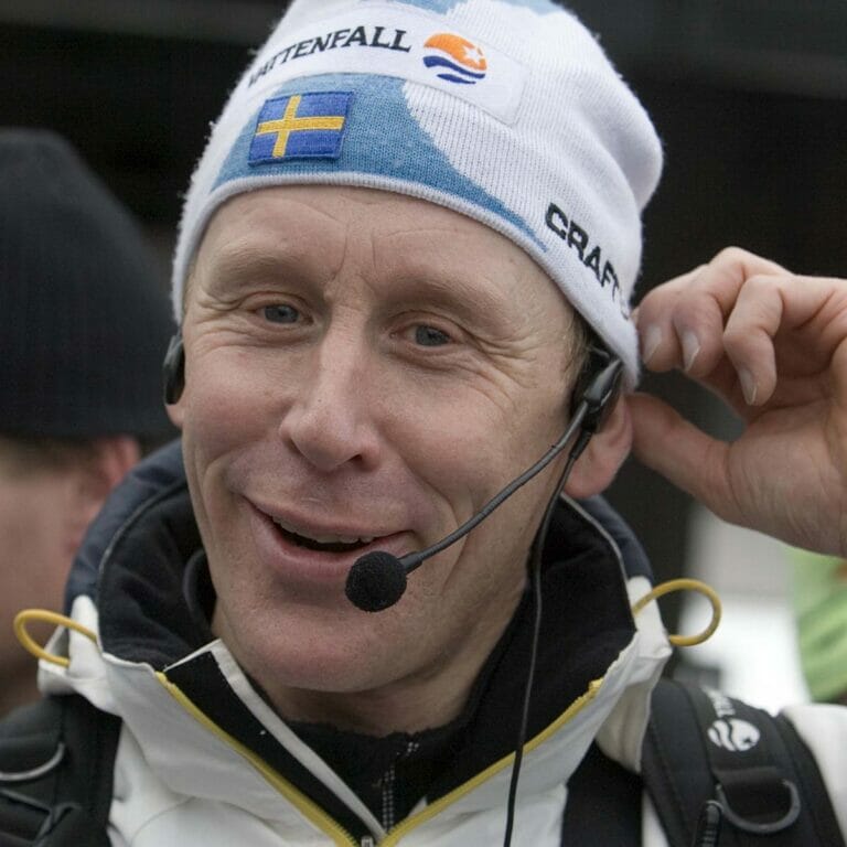 Sanningen om Frida Karlsson och Ebba Andersson som får självaste Gunde Svan att sätta gröten i ...