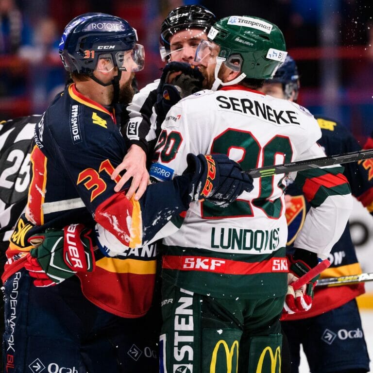 Dick Axelssons helsköna passning till nye tv-experten Joel Lundqvist – säger tre ord som får ...