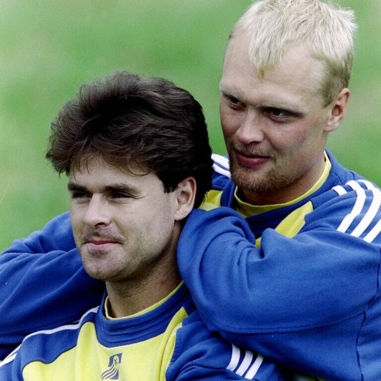 STORT GRATTIS: Anders Limpar fyller år – och avslöjar vackra hyllningen till Klas Ingesson på ...