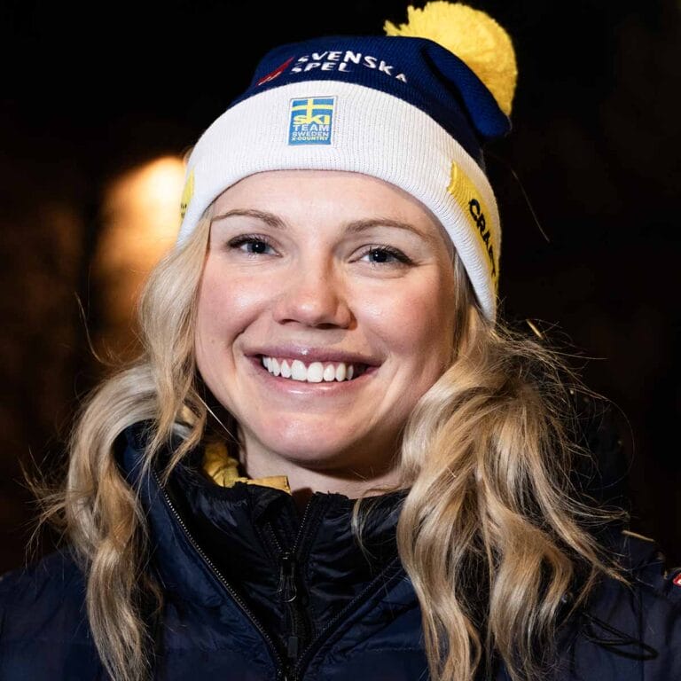 Emma Ribom bryter nu tystnaden om tuffa tiden och erkänner vad hon har ...