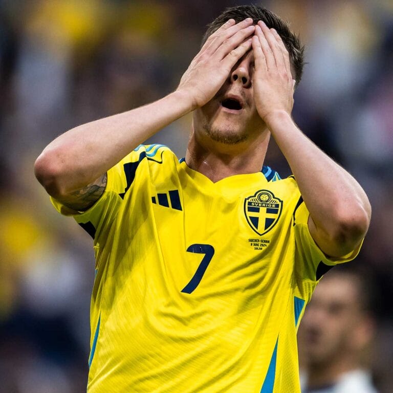 Olof Lundh erkänner vad han tycker om svensk fotboll just nu – TV4 ...